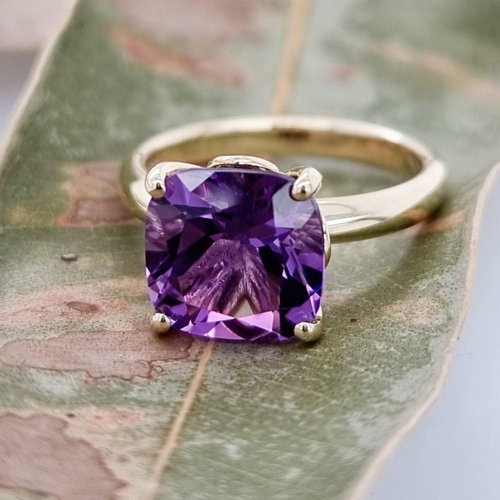 9ct Yellow Gold Amethyst Ring – Desma Designs