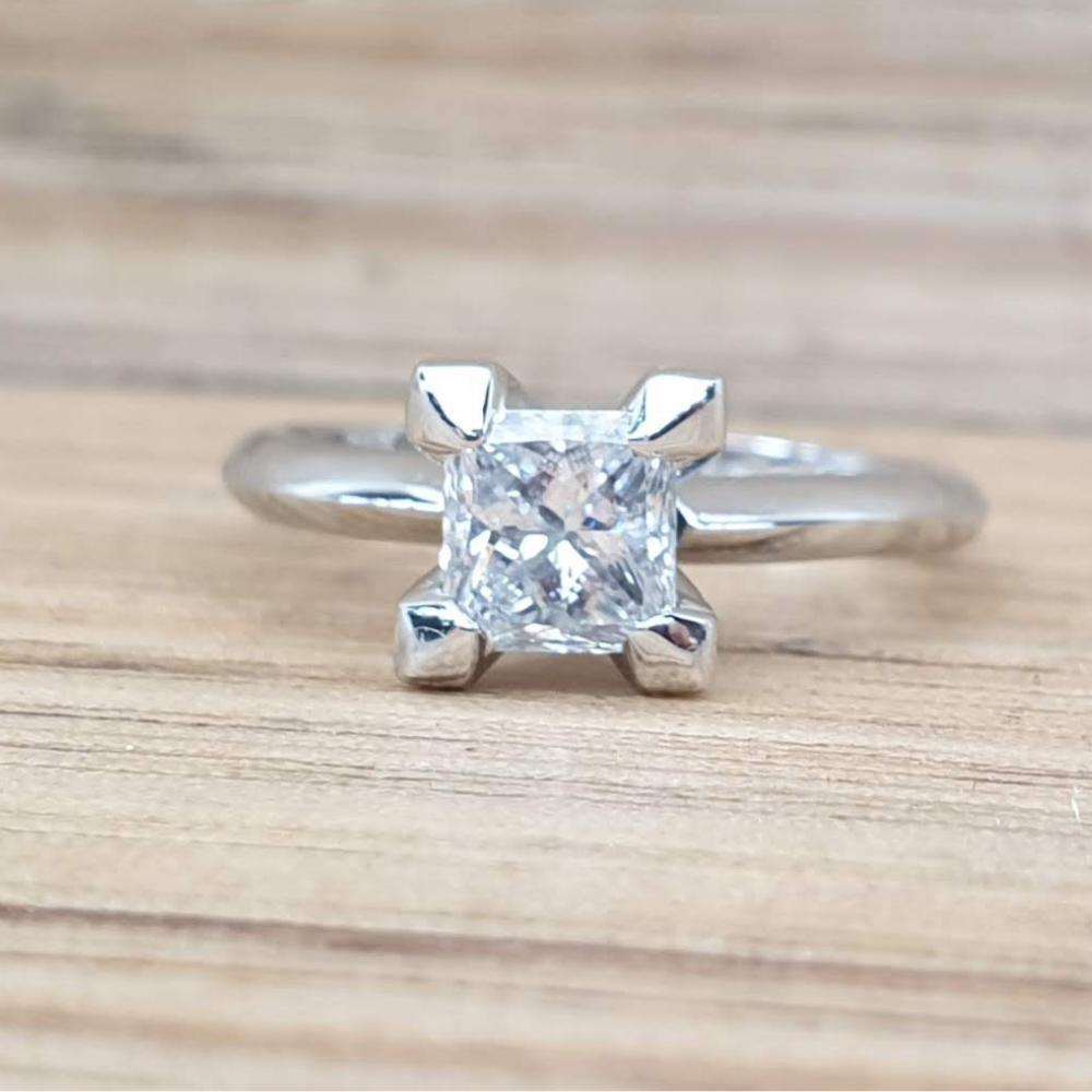 Diamond Solitaire Ring with Knife Edge Band – Desma Designs